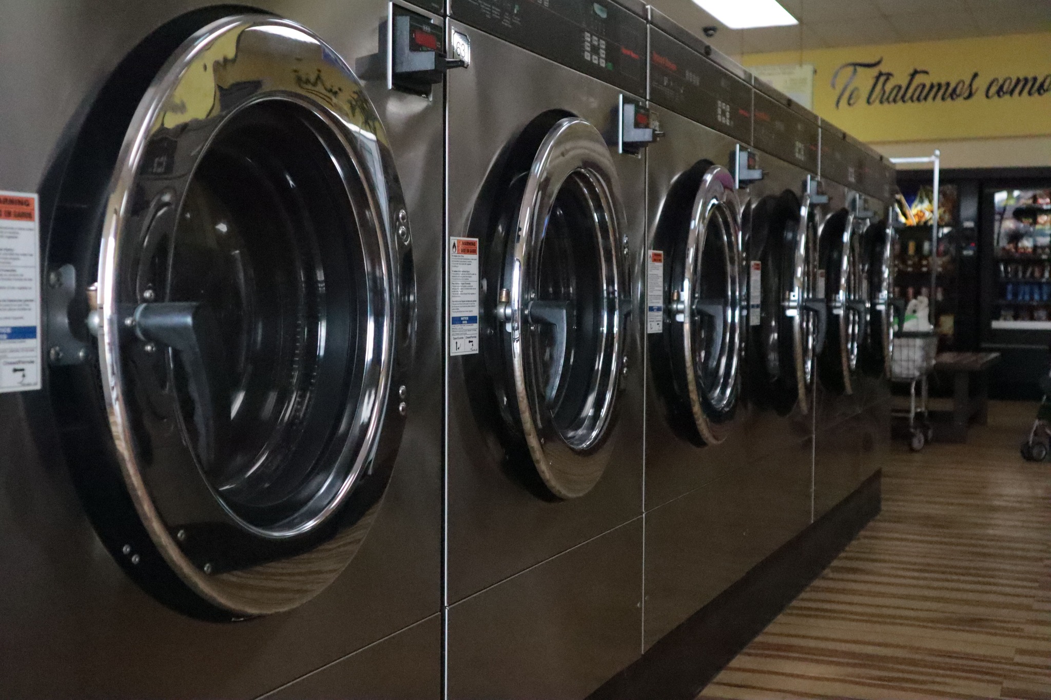 Convenient Wash and Fold Services in Bankers Hill, CA | Crown Laundry ...